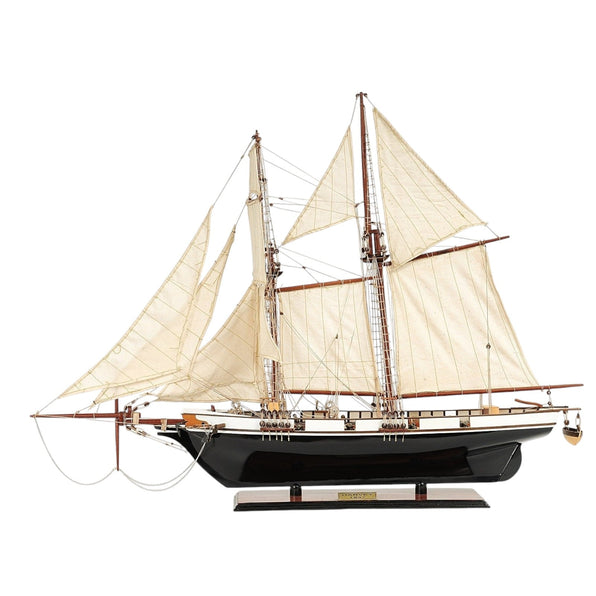 Pre-Built Model Ships | Fully Assembled Display Vessels | Micro-Mark
